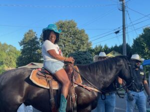 Fish fry draws Seattle mayor, officials to celebrate community and ...