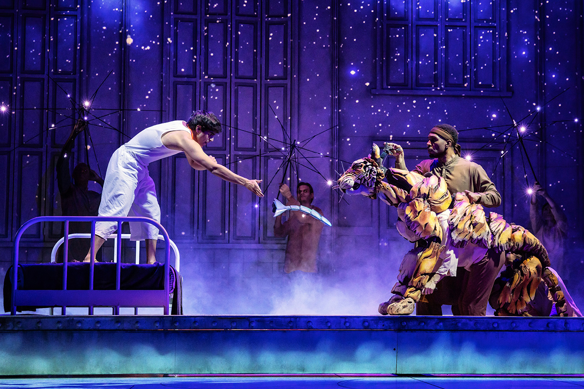 Seattle welcomes “Life of Pi” with immersive puppetry and powerful ...